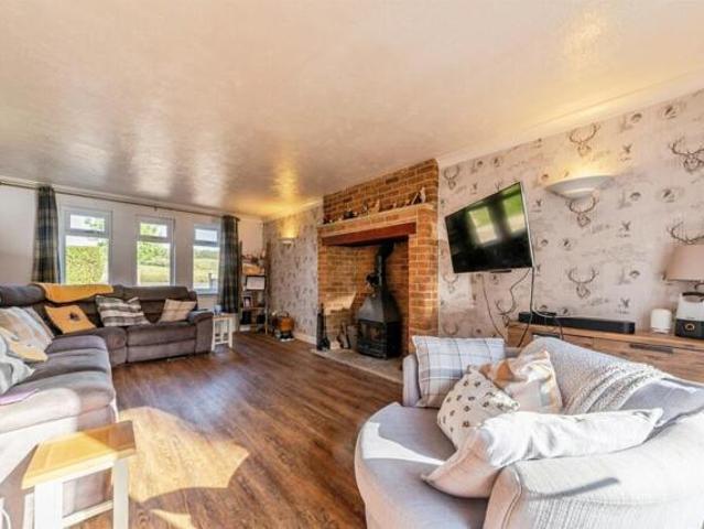 4 Bedroom House Normanton West Yorkshire LS99380847