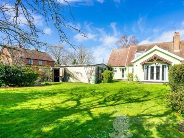 4 Bedroom House Norwich Norfolk LS101025638
