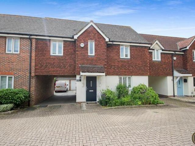 4 Bedroom House North Weald North Weald LS88727286
