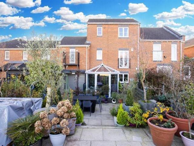 4 Bedroom House North Yorkshire North Yorkshire LS100503492