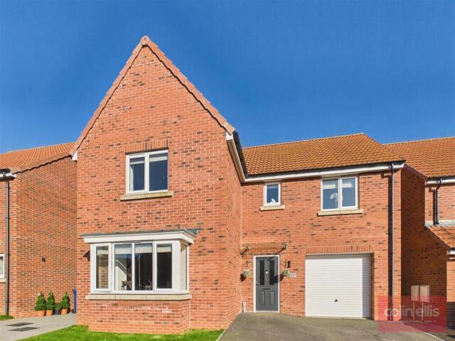 4 Bedroom House North Yorkshire North Yorkshire LS101025466