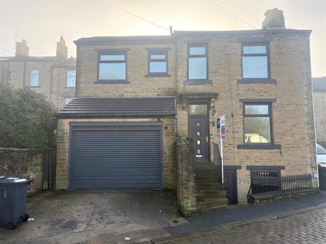 4 Bedroom House North Yorkshire North Yorkshire LS99054749