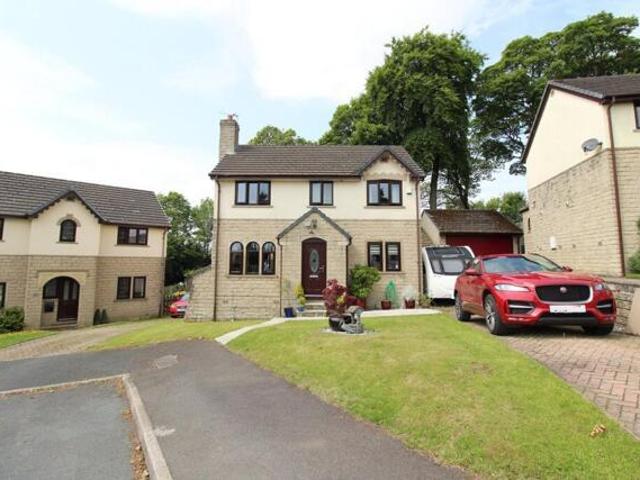 4 Bedroom House North Yorkshire Bradford LS98765753