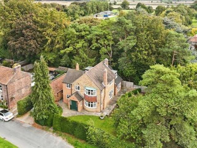 4 Bedroom House North Yorkshire East Riding Of Yorkshire 100733461
