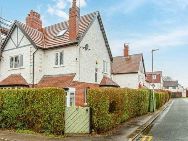 4 Bedroom House North Yorkshire Leeds LS100502855