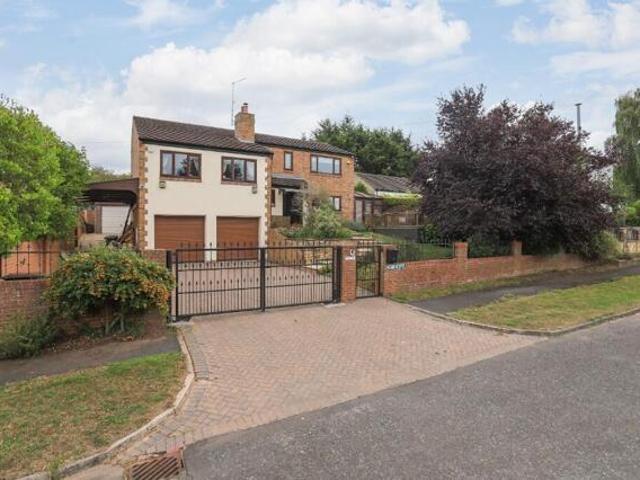 4 Bedroom House North Yorkshire Wakefield LS98903323
