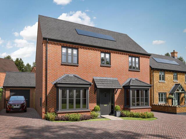 4 Bedroom House Northampton Northamptonshire 100733798