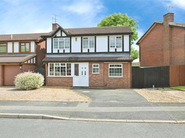 4 Bedroom House Northampton Northamptonshire LS99523477