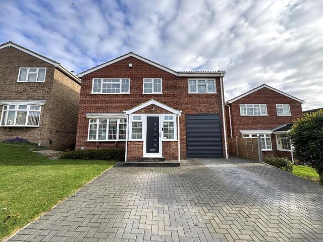 4 Bedroom House Northamptonshire Northamptonshire LS100824896