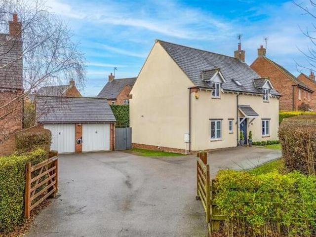4 Bedroom House Northamptonshire Northamptonshire LS98687901