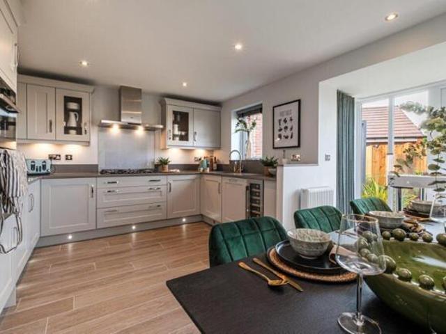 4 Bedroom House Northamptonshire Northamptonshire 99203907