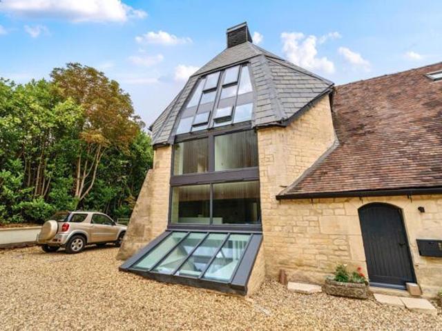 4 Bedroom House Nailsworth Gloucestershire 101025336