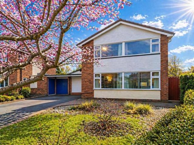 4 Bedroom House Nantwich Cheshire LS101674984