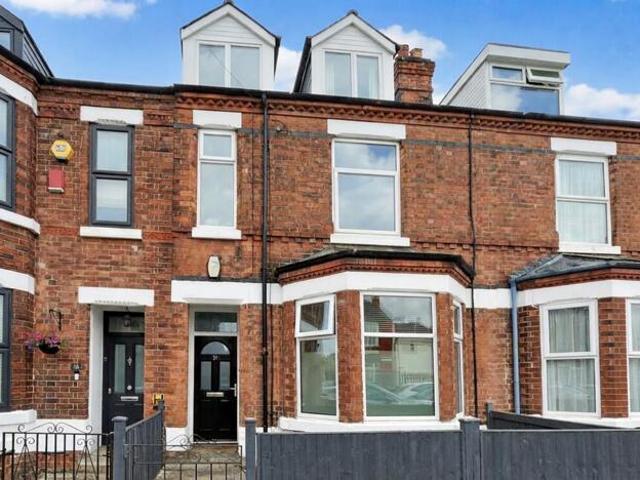 4 Bedroom House Netherfield Netherfield LS101278150