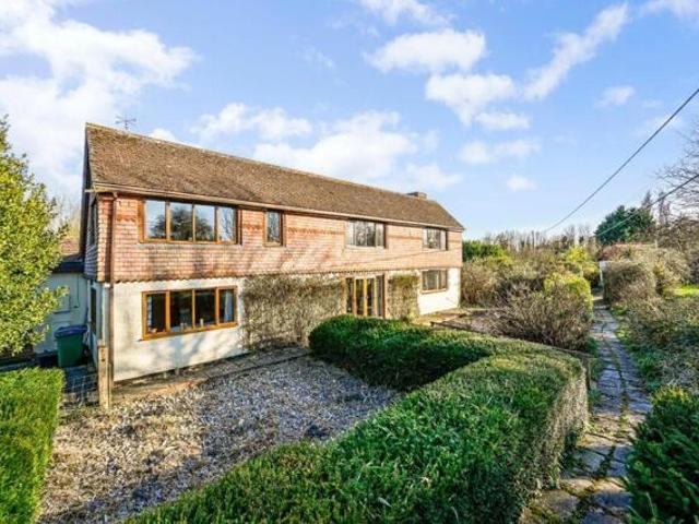 4 Bedroom House New Romney Kent LS99054812