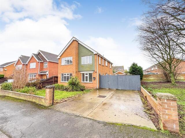 4 Bedroom House New Waltham New Waltham 99203975