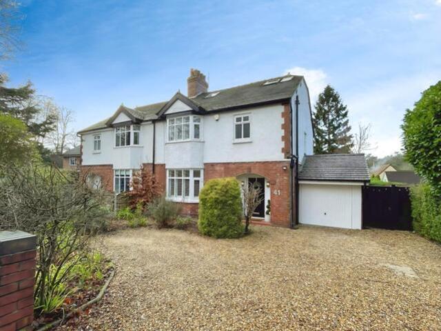 4 Bedroom House Newcastle Staffordshire LS101678244