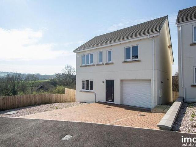 4 Bedroom House Newton Abbot Devon 100881691