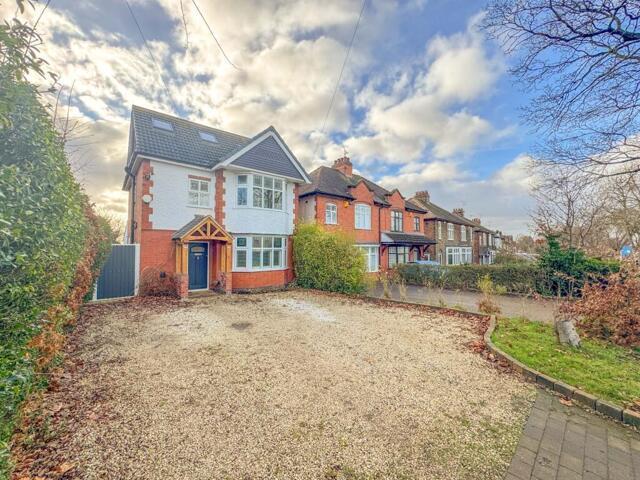 4 Bedroom House Nuneaton Warwickshire LS99571915