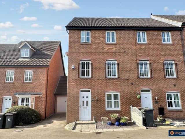 4 Bedroom House Nuneaton Warwickshire 99808773