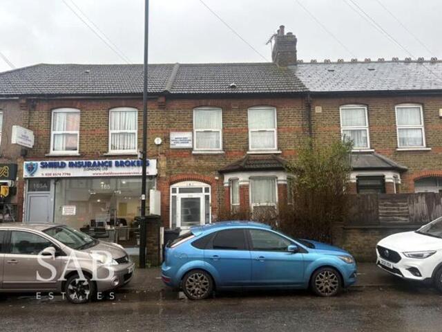 4 Bedroom House Southall Greater London 100649226