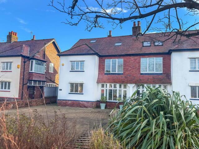 4 Bedroom House Southport Sefton 100024214