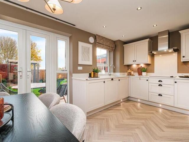 4 Bedroom House Somerset Somerset LS101678559