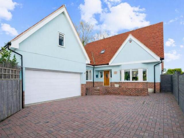 4 Bedroom House Sawbridgeworth Hertfordshire 101025462