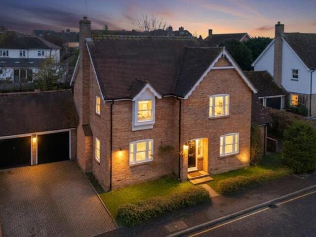 4 Bedroom House Saffron Walden Essex 98477335