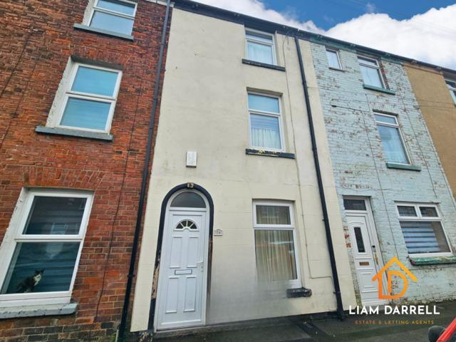 4 Bedroom House Scarborough North Yorkshire LS100786529