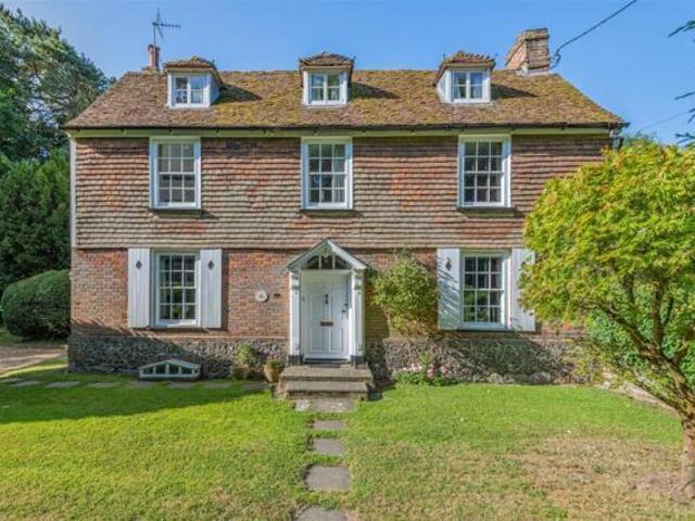 4 Bedroom House Sevenoaks Kent LS101678067