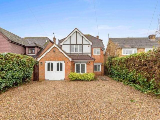 4 Bedroom House Seer Green Buckinghamshire 99808499