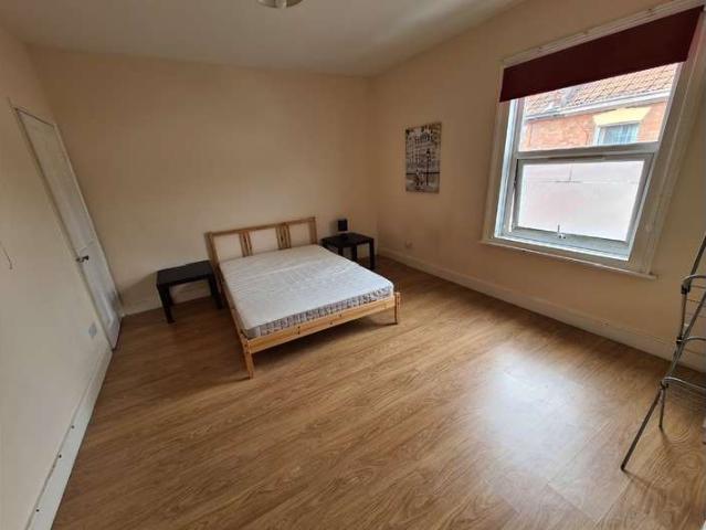 4 Bedroom House Share