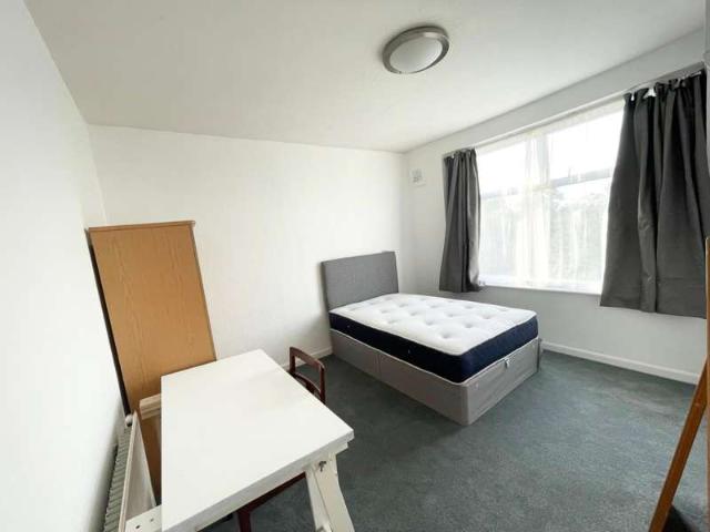 4 Bedroom House Share