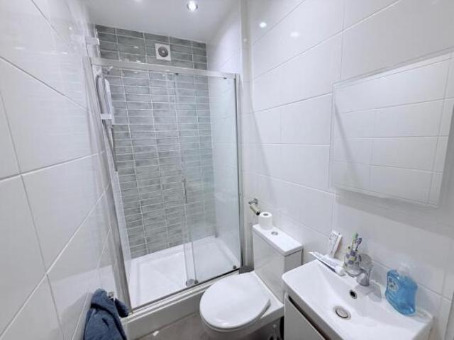 4 bedroom house share for rent in £119PPPW Claude Street, Nottingham, NG7 2LA, NG7