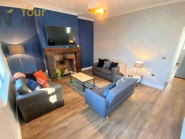 4 Bedroom House Share For Rent In Churwell