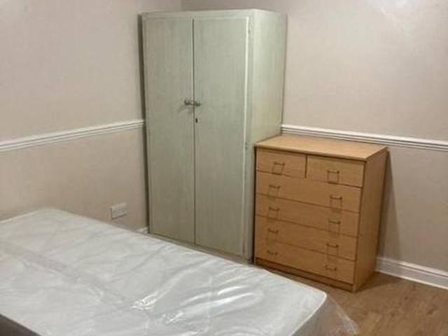 4 bedroom house share for rent in Cramphorn Walk Chelmsford CM1