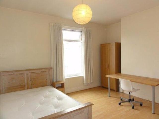 4 bedroom house share for rent in Alderson Place, S2