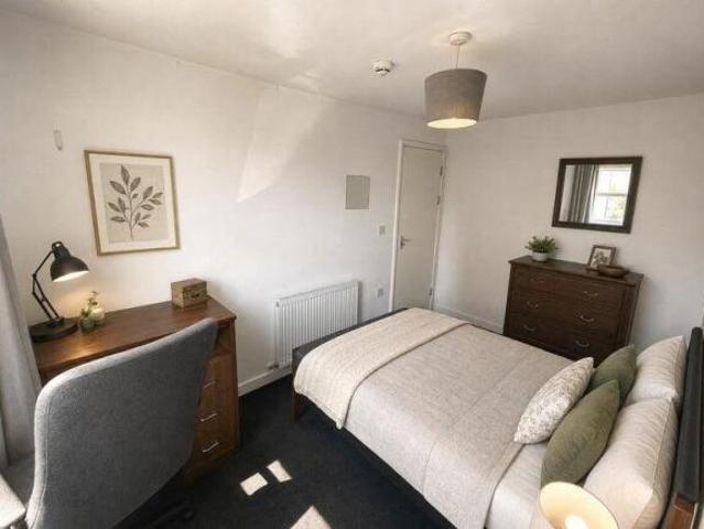 4 bedroom house share for rent in Alfreton Road, Nottingham, NG7