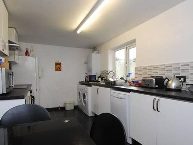 4 bedroom house share for rent in Guildford Street Plymouth Devon PL4