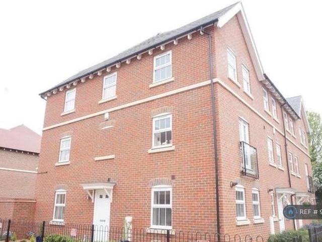 4 bedroom house share for rent in Easton Drive Sittingbourne ME10