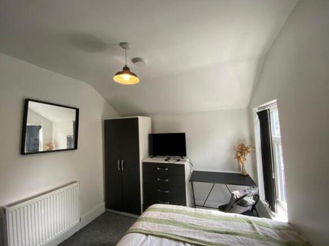 4 bedroom house share for rent in Farm Street, Derby, Derbyshire, DE22