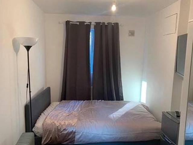 4 bedroom house share for rent in Kents Road Milton Keynes MK14