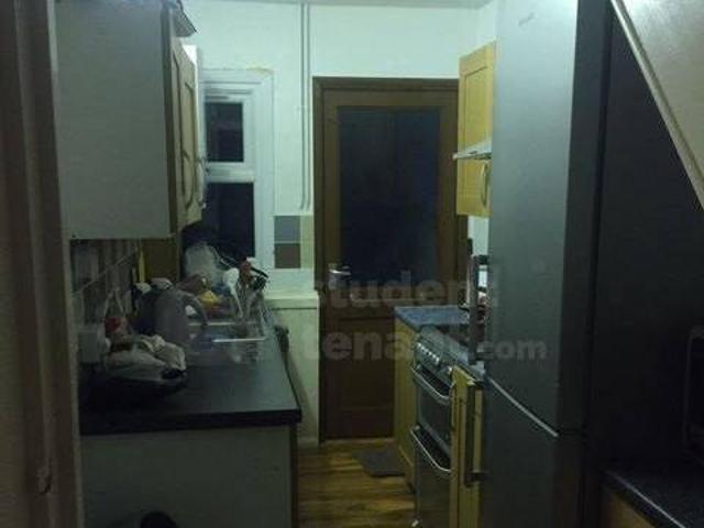4 bedroom house share for rent in Milner Road ME7