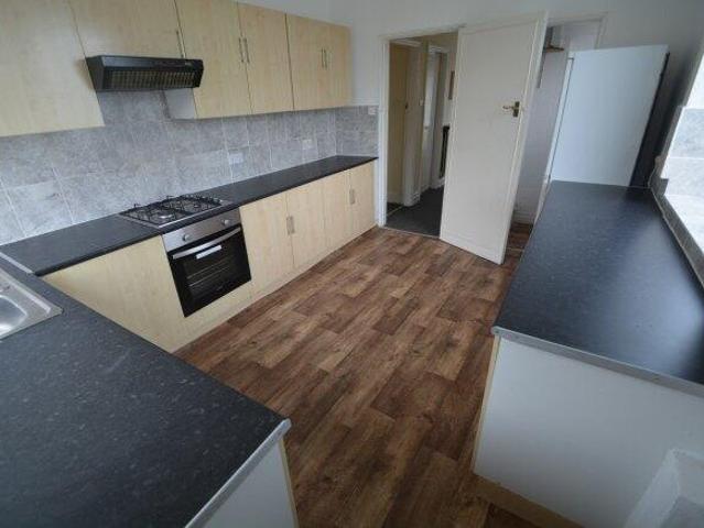 4 bedroom house share for rent in St. Annes Road, LS6