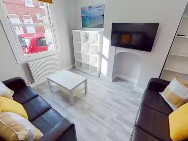 4 bedroom house share for rent in Sydney Road, Chester, CH1