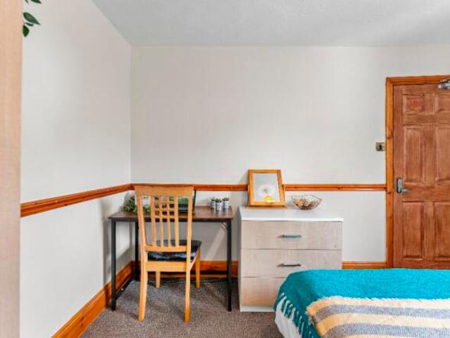 4 bedroom house share for rent in Park Street, Peterborough, Cambridgeshire, PE2