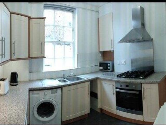 4 bedroom house share for rent in Pratt Street, NW1