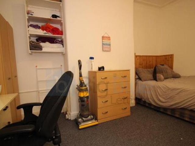 4 Bedroom House Share For Rent In Prime Location
