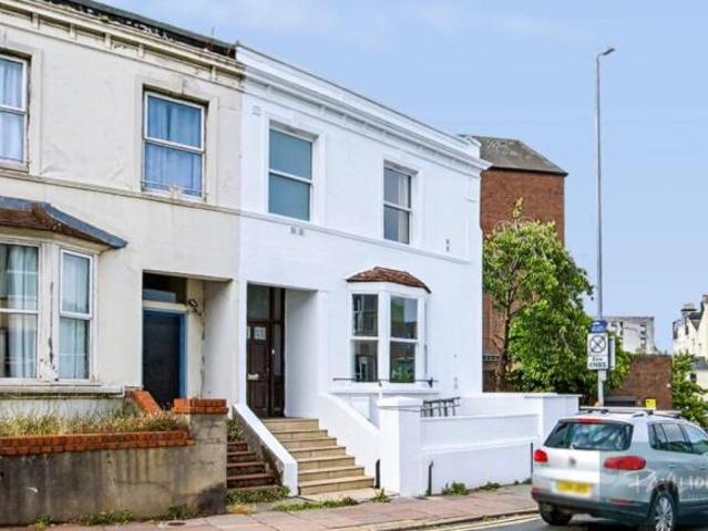 4 bedroom house share for rent in Roundhill Crescent, Brighton, BN2